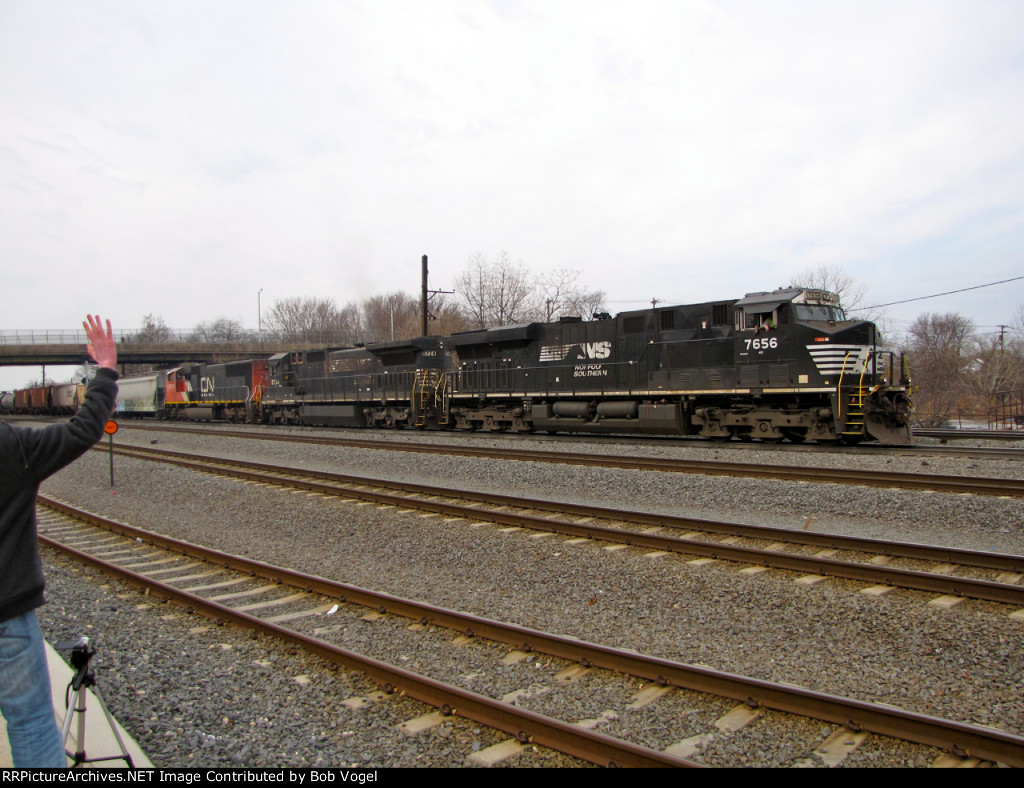 NS 7656 and 8724; CN 5624